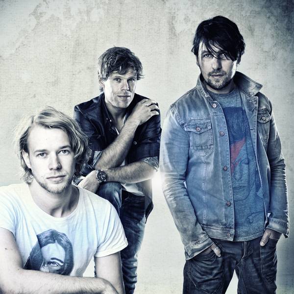 3JS - 'Zo mooi als jij' | Song for queen Maxima | Translation Dutch song, songtext lyrics, with ...